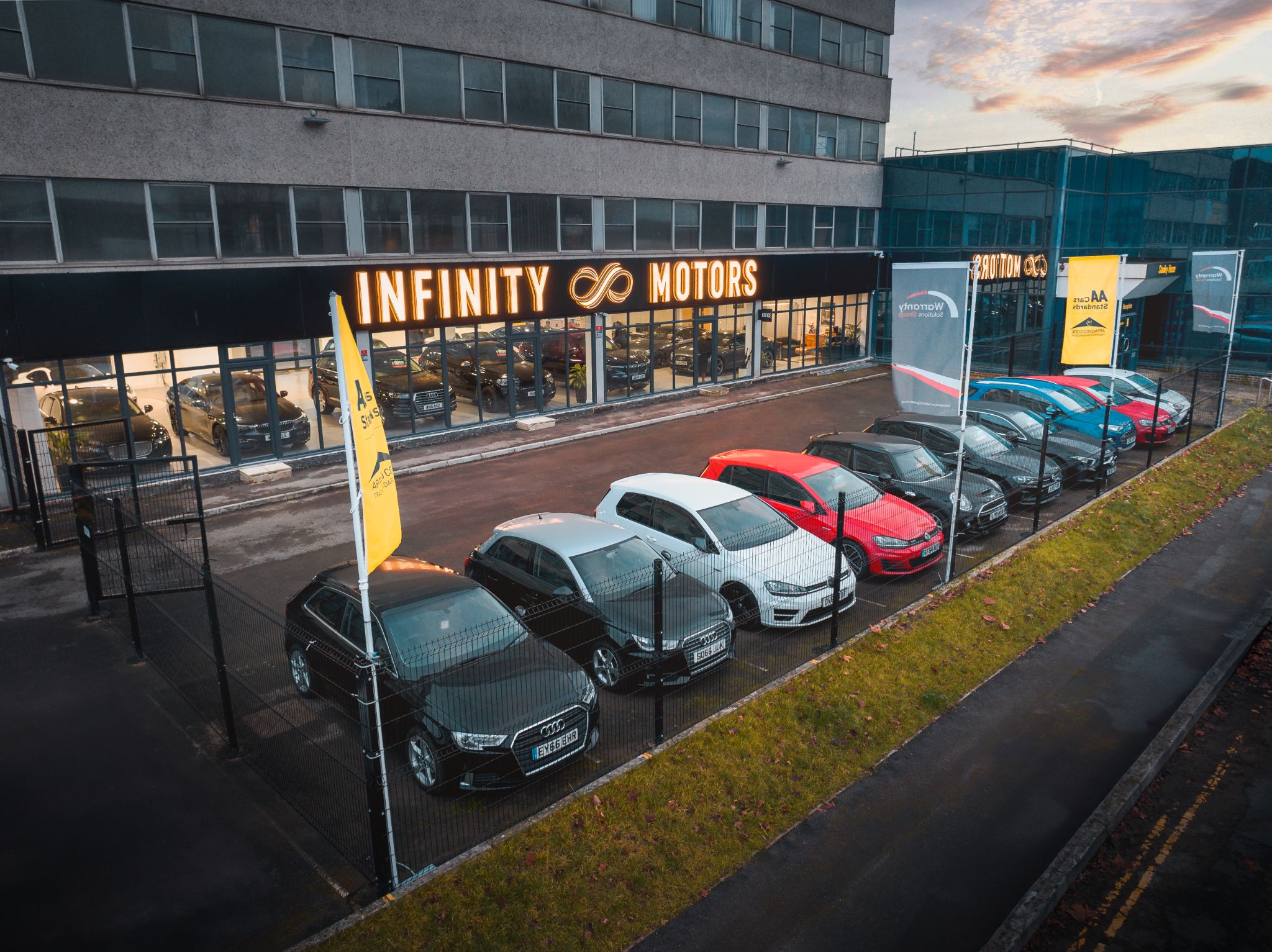 Infinity Motors Ltd | Car dealership in Swindon | AutoTrader